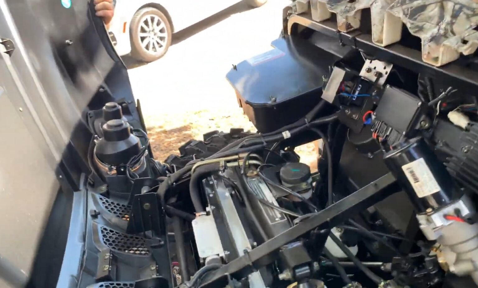 Massimo 700 UTV Reviews, Pros,Cons,Comparisions